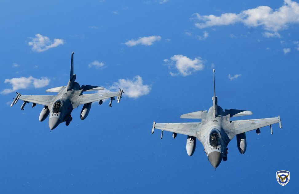 Με 16 μαχητικά Rafale, F-16 και Mirage 2000-5 η Πολεμική Αεροπορία σε 3 ...